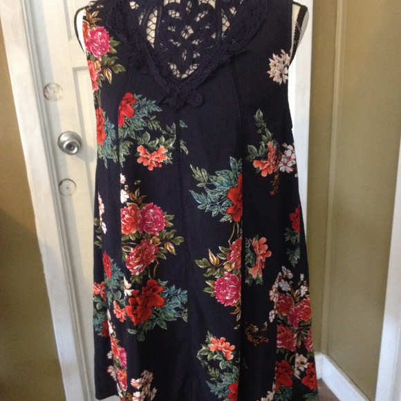 Umgee | Dresses | Umgee Dark Blue Floral Design Dress | Poshmark